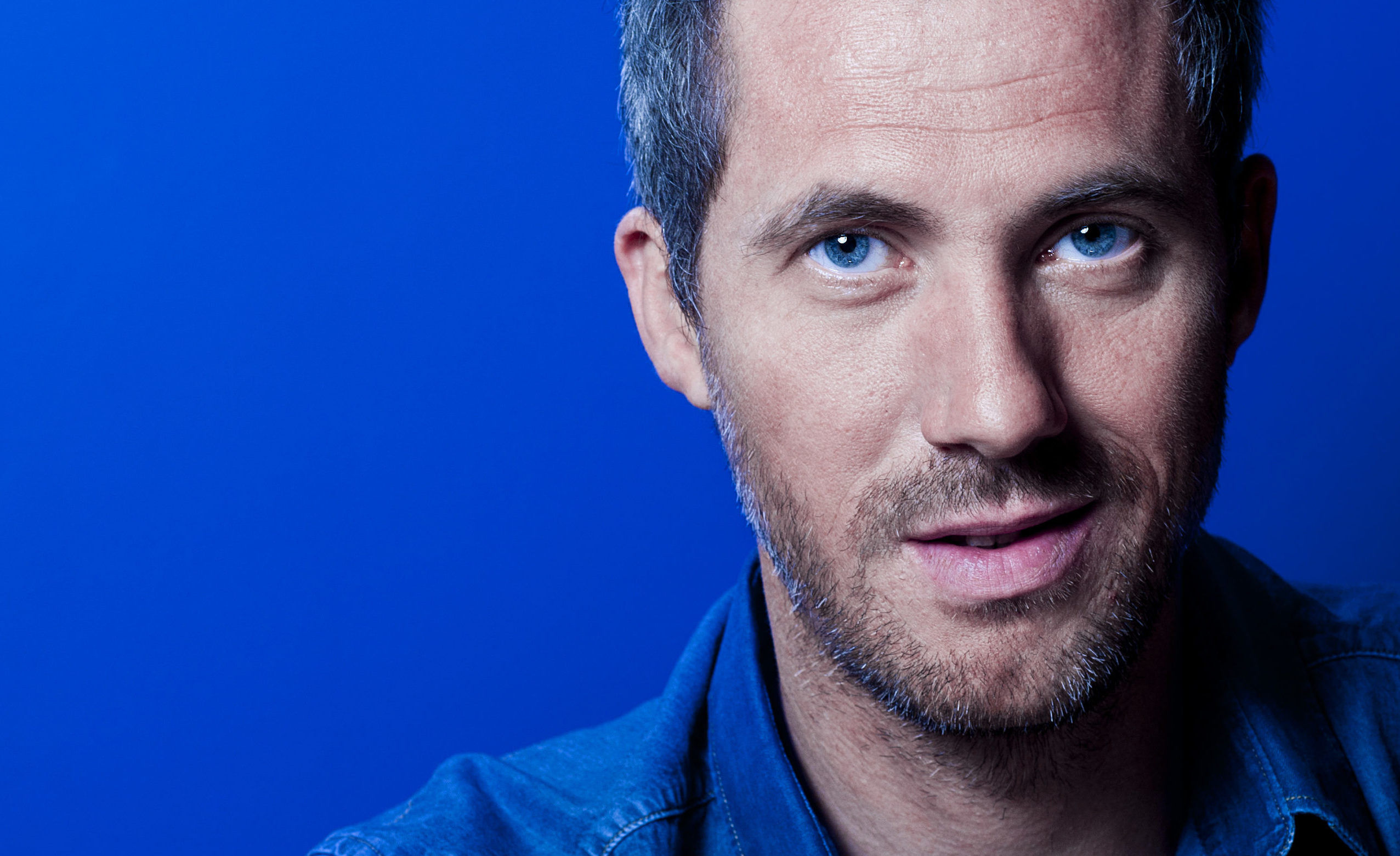 Rencontre avec l’humoriste Daniel Camus, expert en mixité sociale - Socialize Magazine